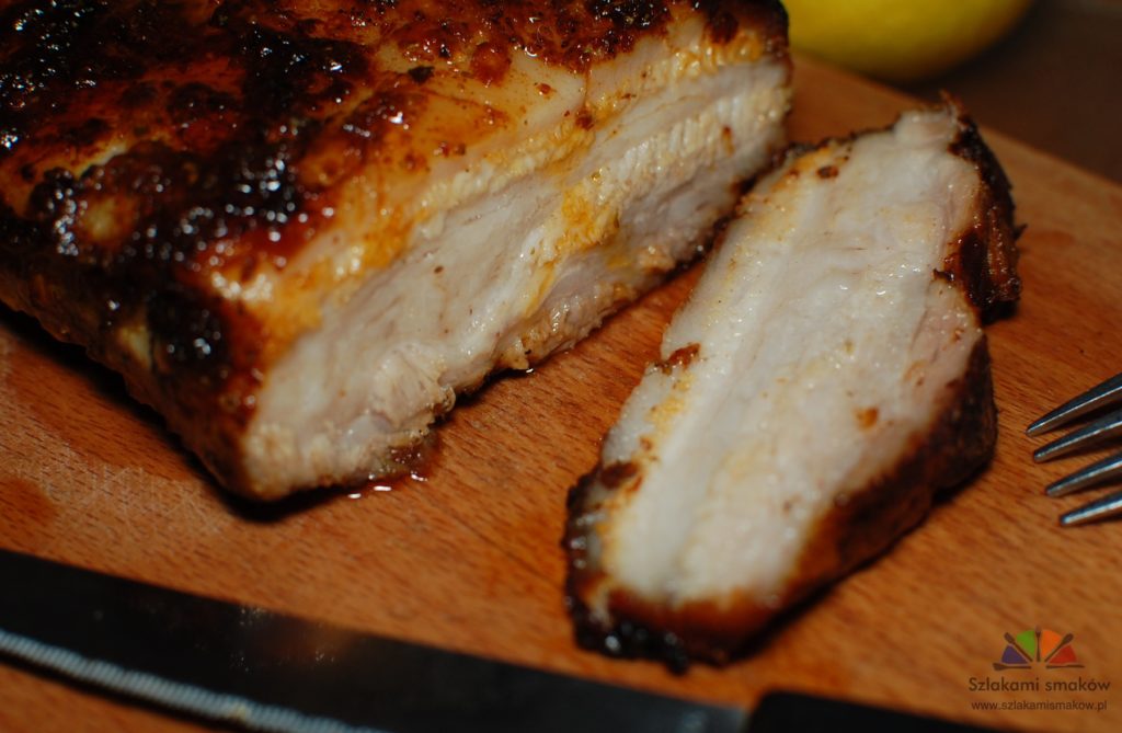 Pieczony boczek z piekarnika – Szlakami Smaków