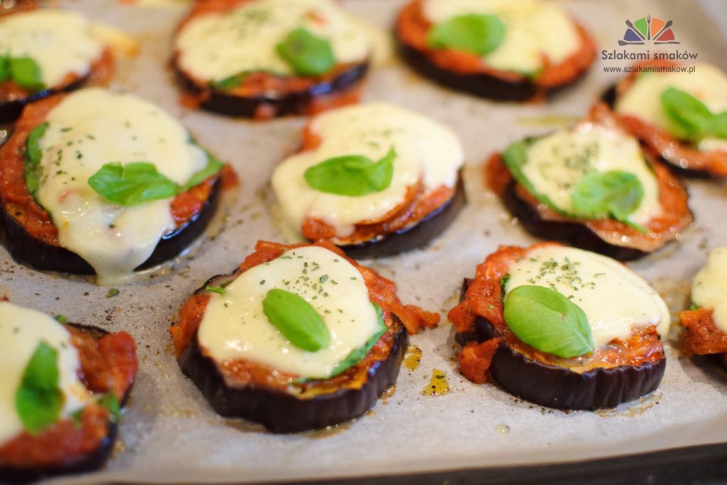 Bakłażanowe Mini Pizze – Szlakami Smaków